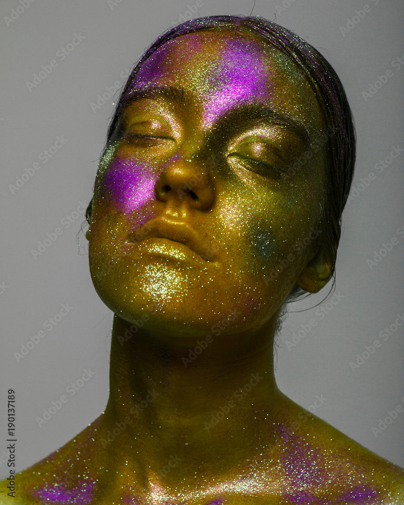 Dramatic Dark Makeup