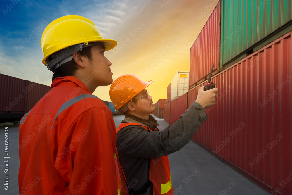 Engineer and Foreman check security and safety for the best shipping of ...