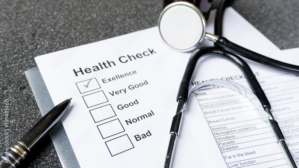 personal health announce check list stethoscope Stock Photo | Adobe Stock