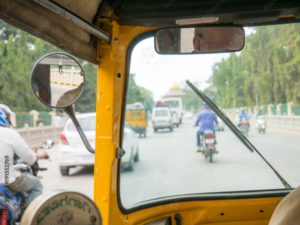 Zdjęcie Stock: View from inside of a auto rickshaw in India. also known ...