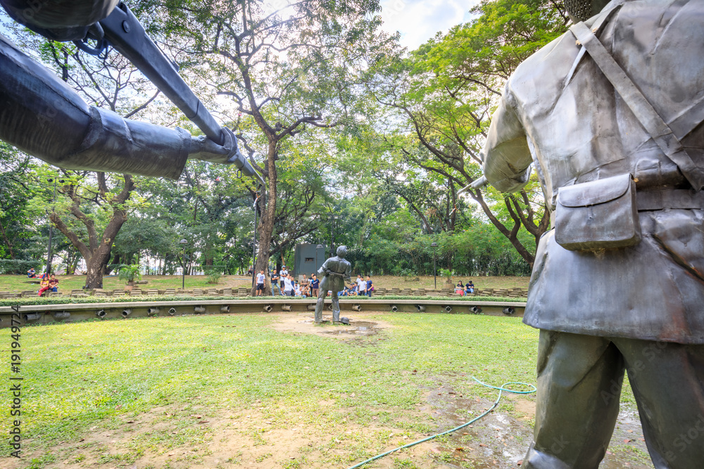 The Martyrdom of Dr. Jose Rizal large metal statues in Rizal Park ...