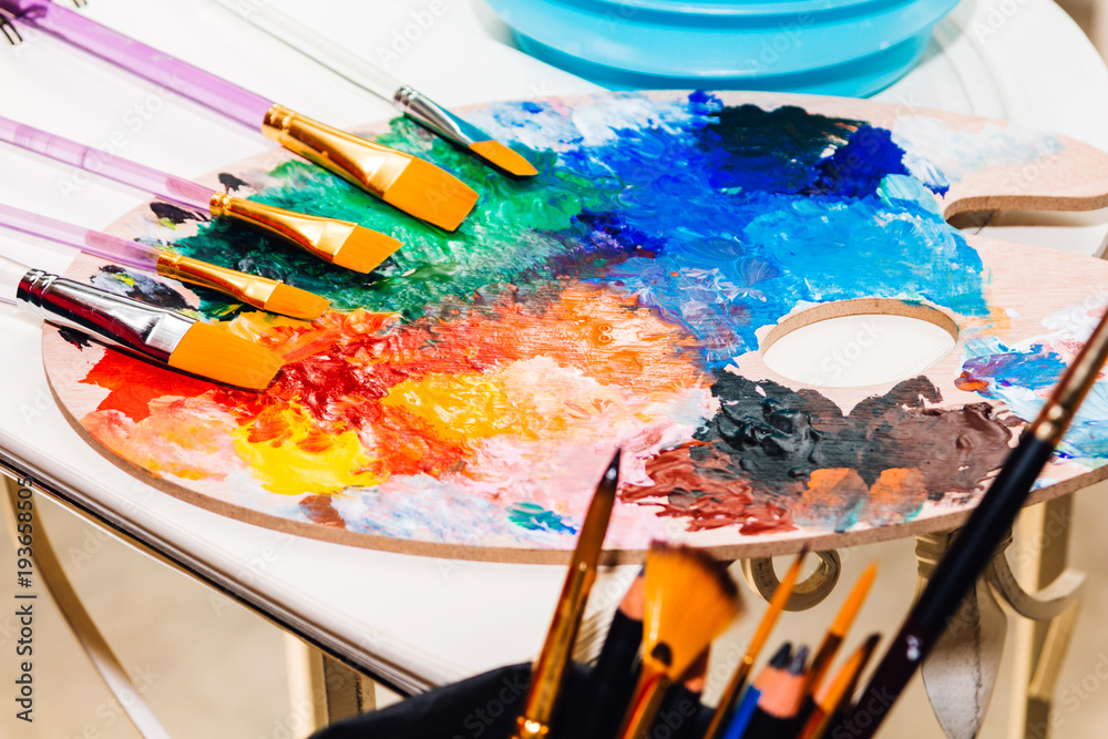 Set for drawing and art painting with color palette and watercolor ...