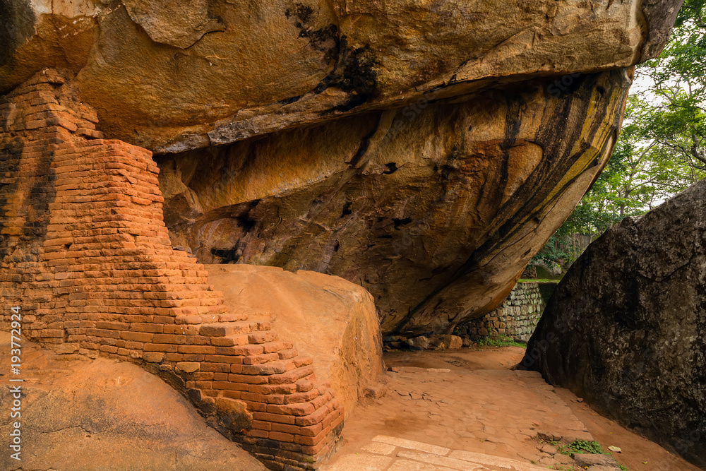 Sigiriya or Sinhagiri is an ancient rock fortress, Sri Lanka Photos ...