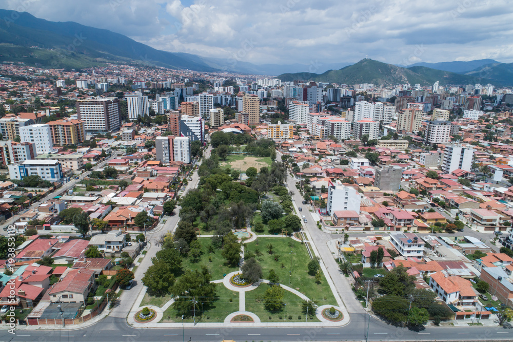 Parque Abraham Lincoln in Cochabamba, Bolivia foto de Stock | Adobe Stock