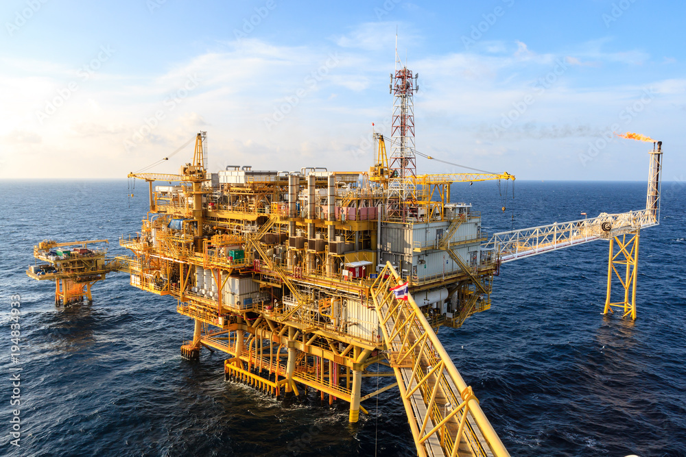 Offshore oil and Gas central processing platform and remote platform ...