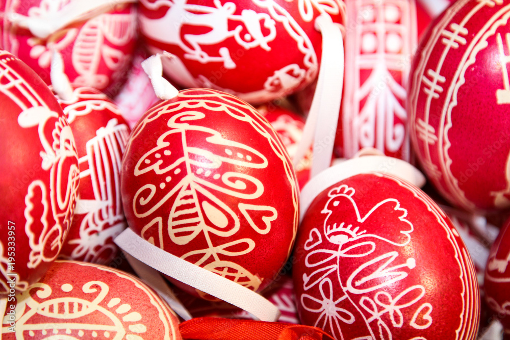 bunte bemalte Ostereier, Ostern, Fest Stock Photo | Adobe Stock