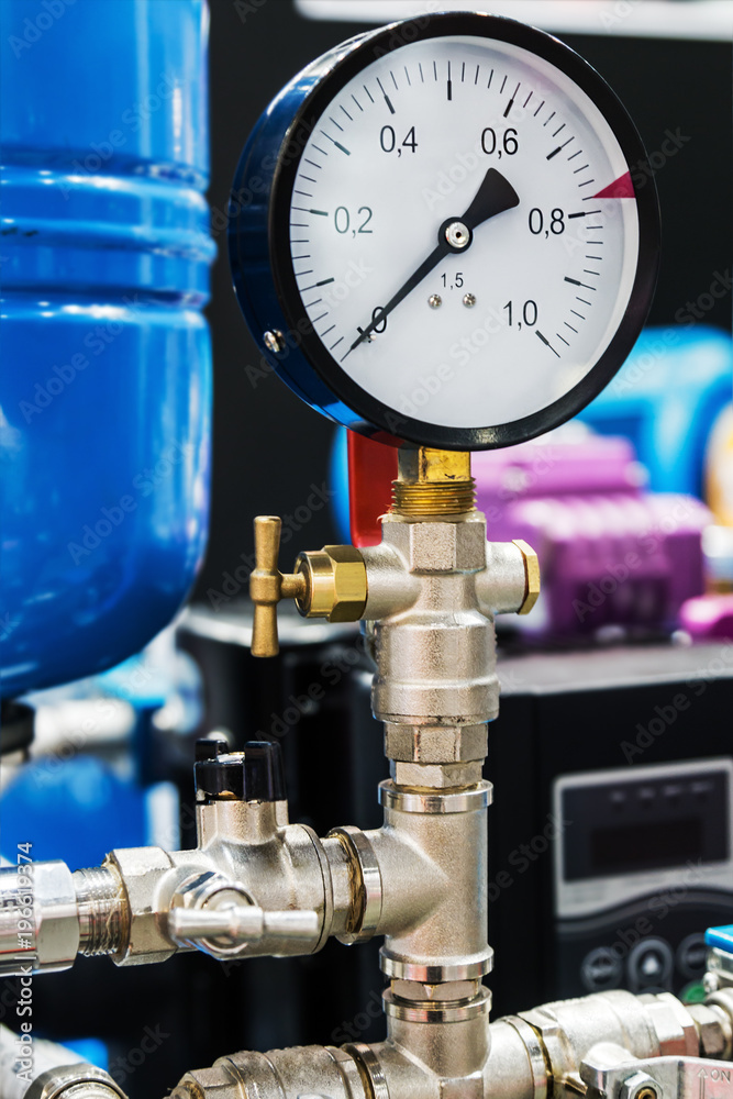 pressure gauge for measuring installed in water or gas systems. focus ...