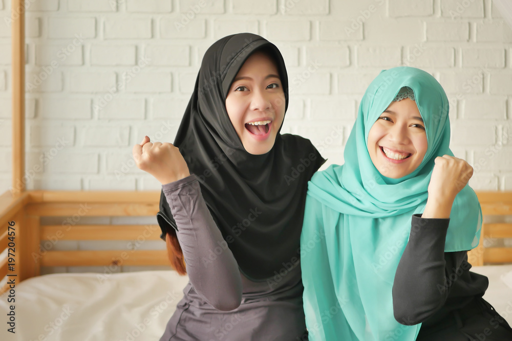 happy muslim women, excited islamic women, smiling positive successful ...