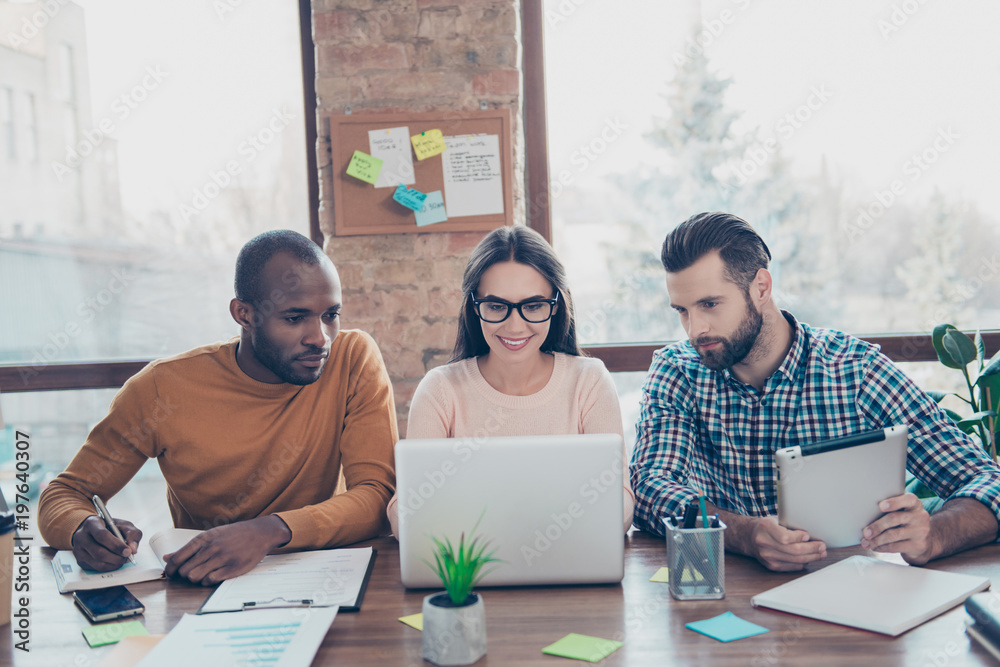 Desktop internet seminar leader modern technology ethnicity write ...