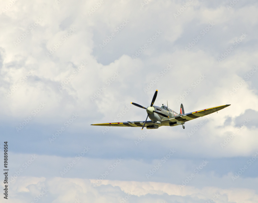Poster A World War Two Spitfire in flight. – Wall Art | UkPosters