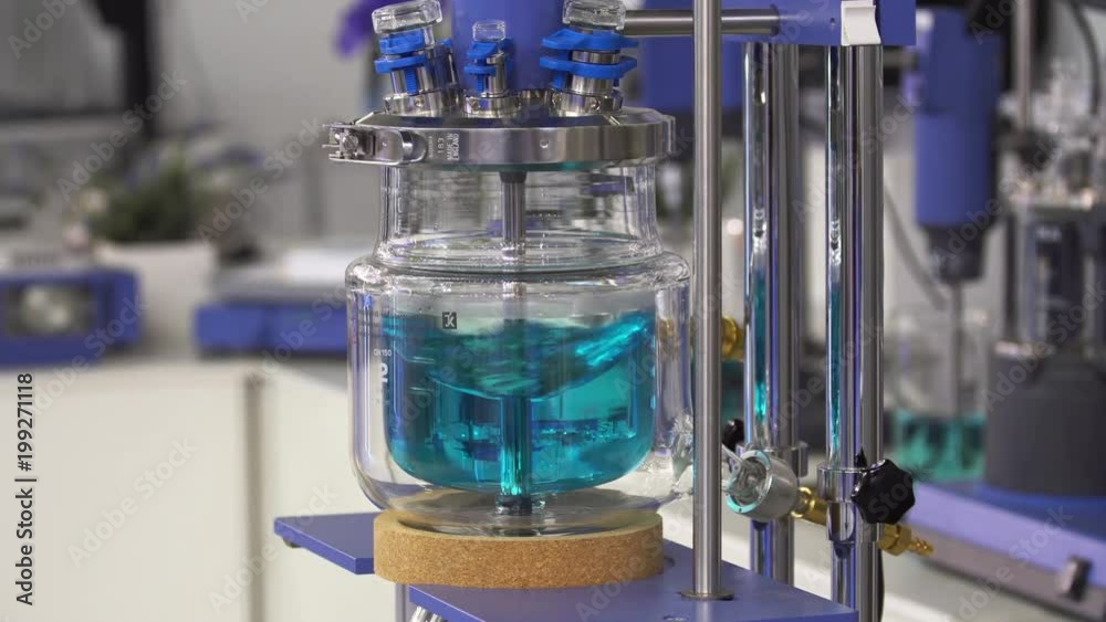 Modularly configured laboratory reactor for the optimization and ...