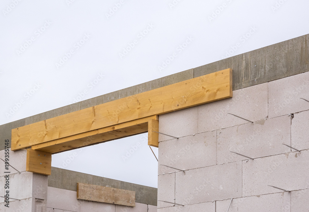 Ringbalken im Rohbau Stock-Foto | Adobe Stock