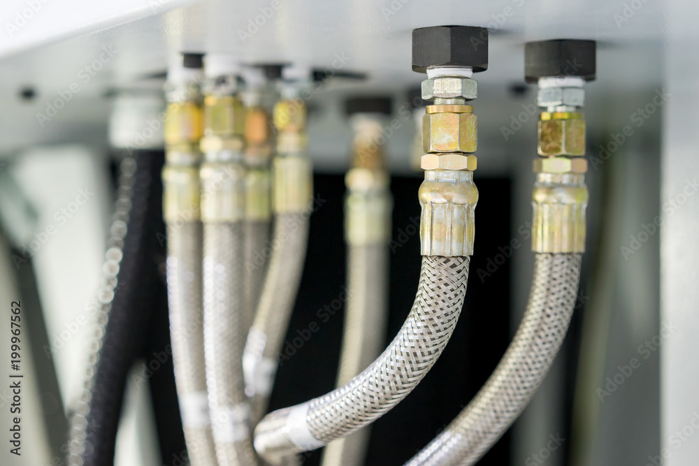 Hydraulic pressure pipes system and connection fitting of industrial ...