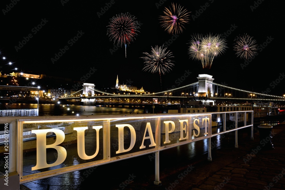 Photo & Art Print Signboard with the word Budapest with Chain bridge ...