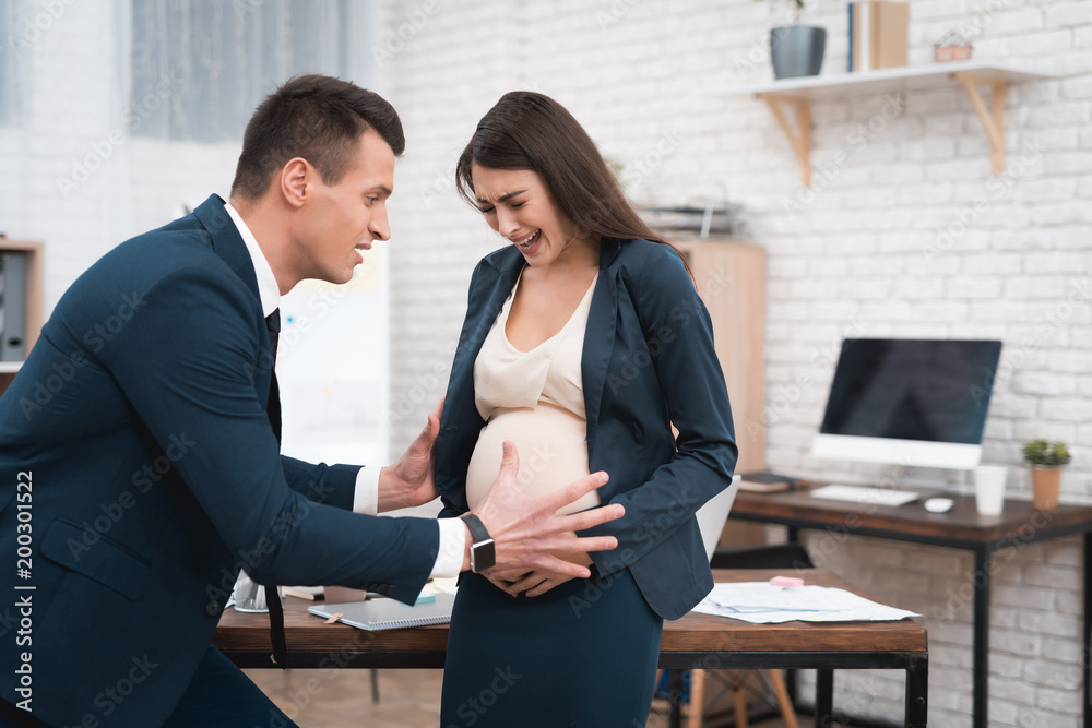 Pregnant Woman Going Into Labor