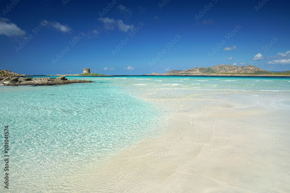 flache Lagune - Badespaß am Strand Stock-Foto | Adobe Stock