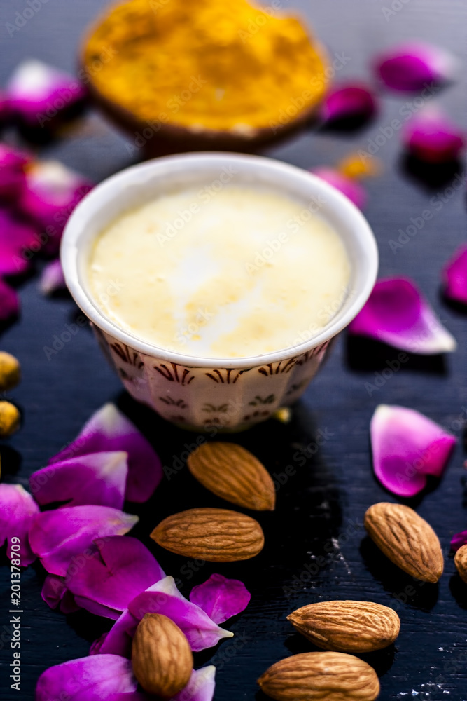 Foto de Badam, Haldi & milk ubtan or ayurvedic face mask’s ingredients ...