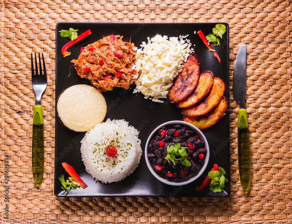 Pabellón criollo, Venezuelan food that has rice, meat, black beans ...