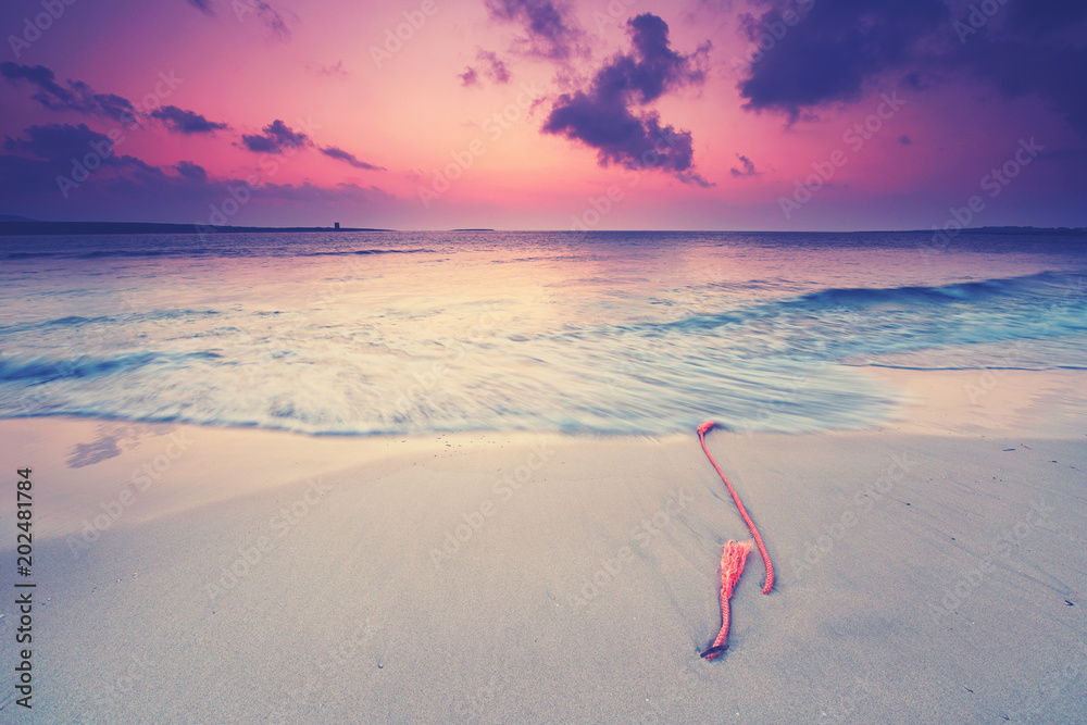 romantischer Morgen am Strand Stock-Foto | Adobe Stock
