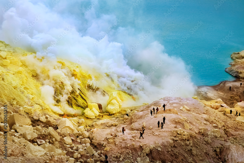 Yellow sulfuric rocks, poisonous smoke and a sulphurous blue lake of ...