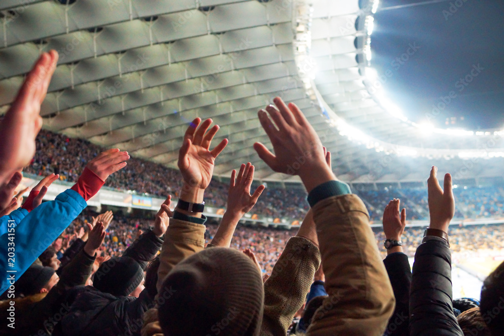 Foto de Football- Soccer,a lot of fans in full stadium celebrate there ...