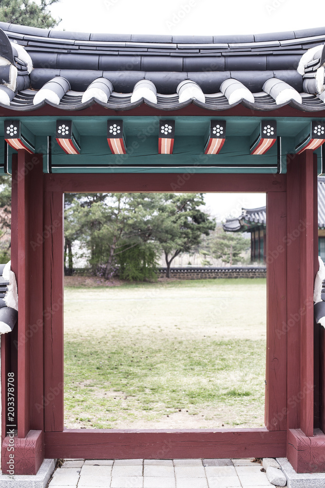 Traditional Korean main gate isolated Stock Photo | Adobe Stock