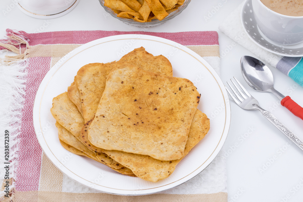 Zdjęcie Stock: Indian Khakhra is a Traditional Gujarati Snack Also Know ...