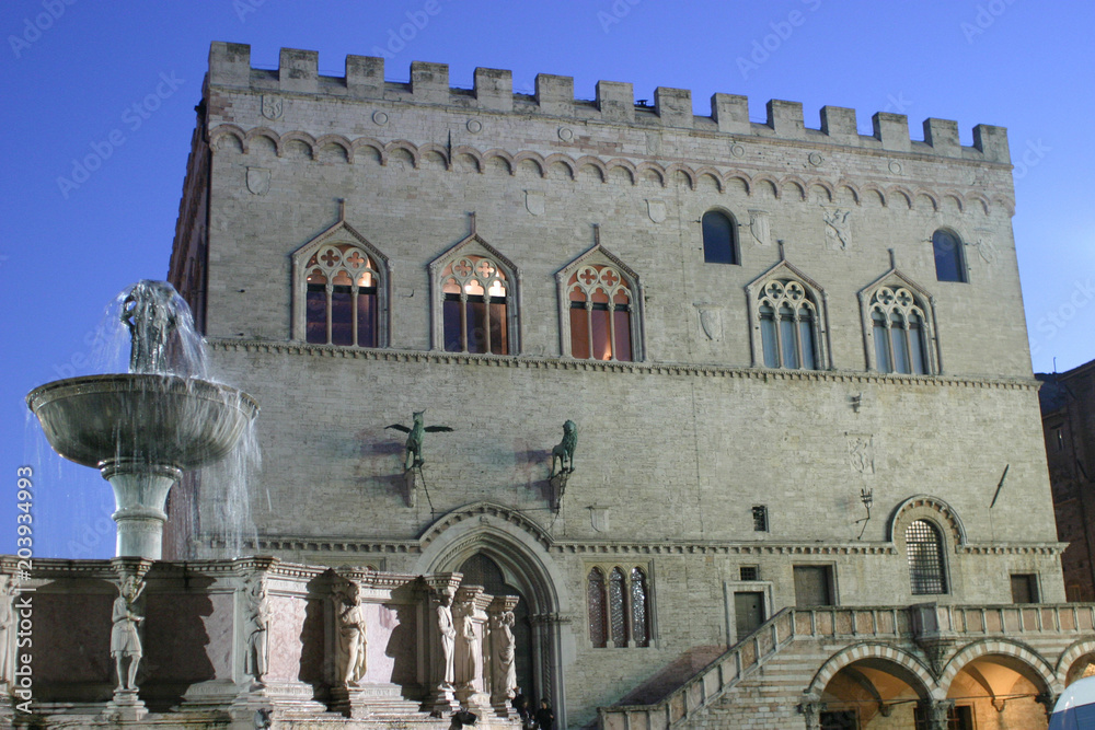 palazzo ducale architettura medievale barocco centro storico perugia ...