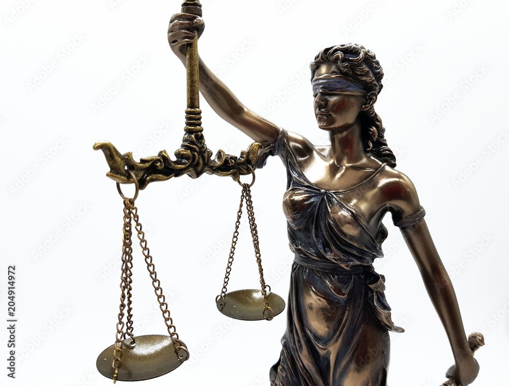 Justitia Figur auf weißem Hintergrund Stock Photo | Adobe Stock