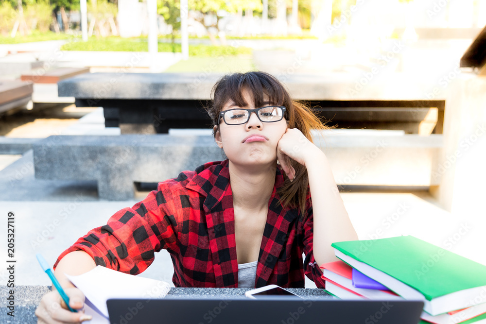 Portrait charming beautiful university student woman: Attractive young ...