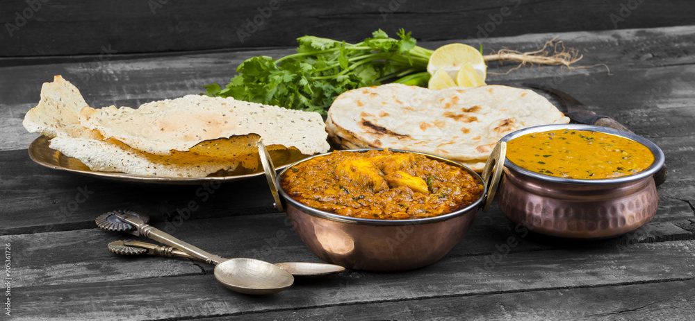 Indian Food Kadai Paneer Served With Dal Makhani, Tandoori or Papad ...