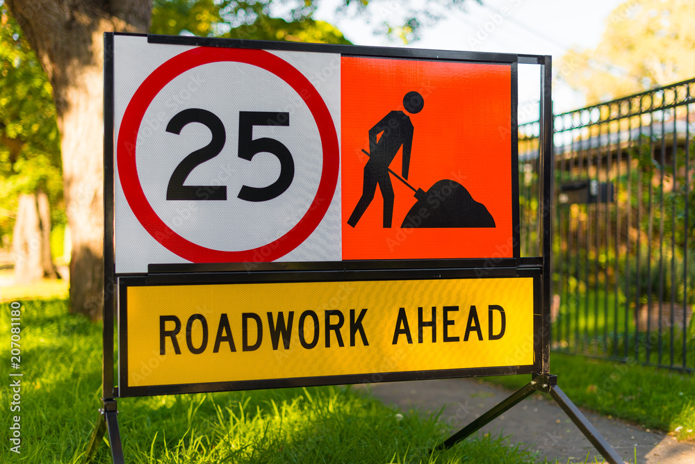 Road works 25 speed limit warning sign suburban side street Stock Photo ...