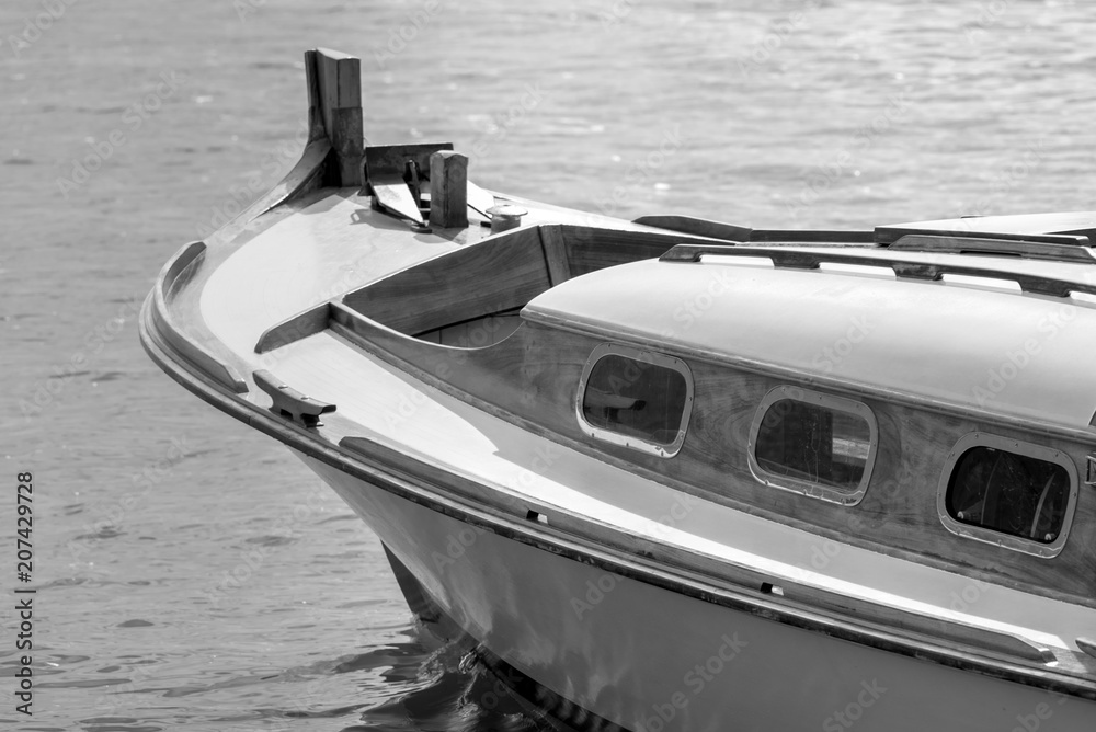 BASSIN D'ARCACHON (France), une pinasse traditionnelle au Cap Ferret ...