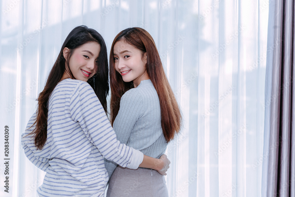 Stockfoto Same Sex Asian Lesbian Couple Lover Embrace In The Bedroom At