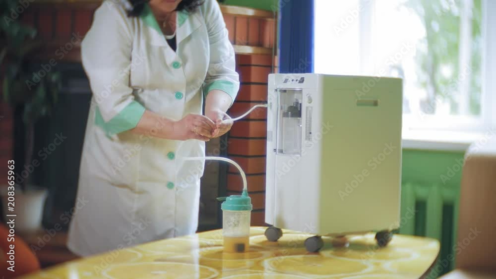 Woman make oxygen cocktail with device for oxygen scum. Oxygen cocktail ...