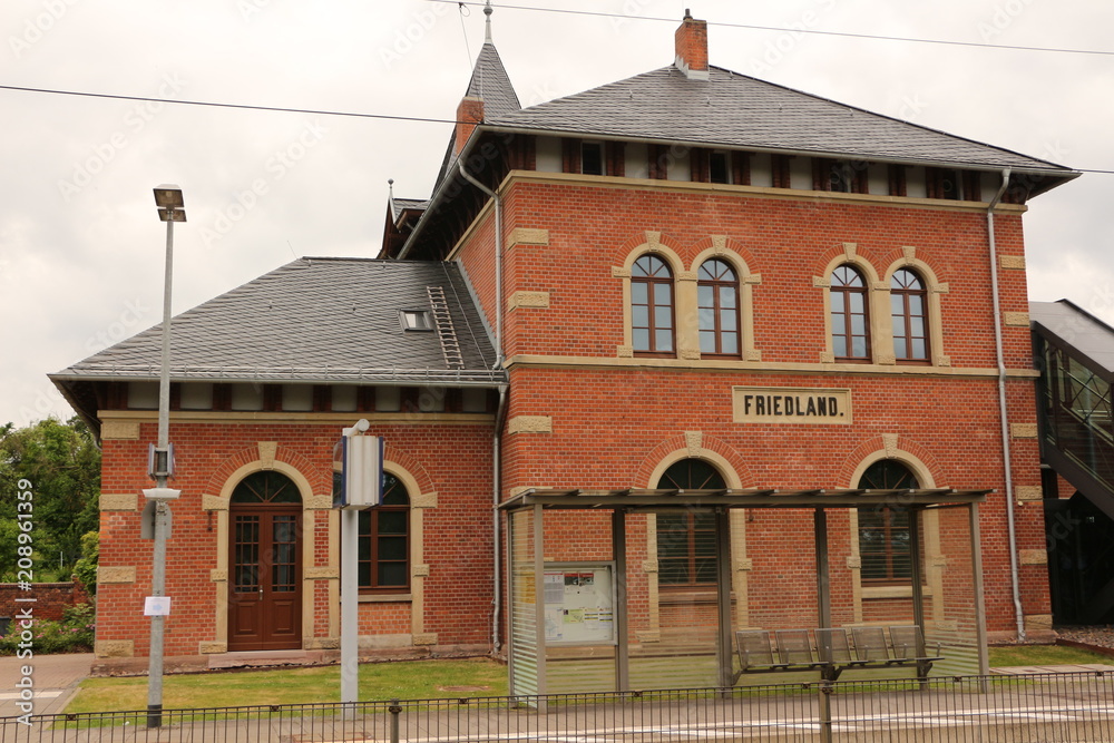 Foto de Der Bahnhof von Friedland mit Museum do Stock | Adobe Stock