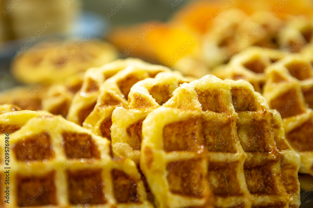 Thai waffle, Honeycomb candy, Thai sweetmeat, Thai traditional dessert ...