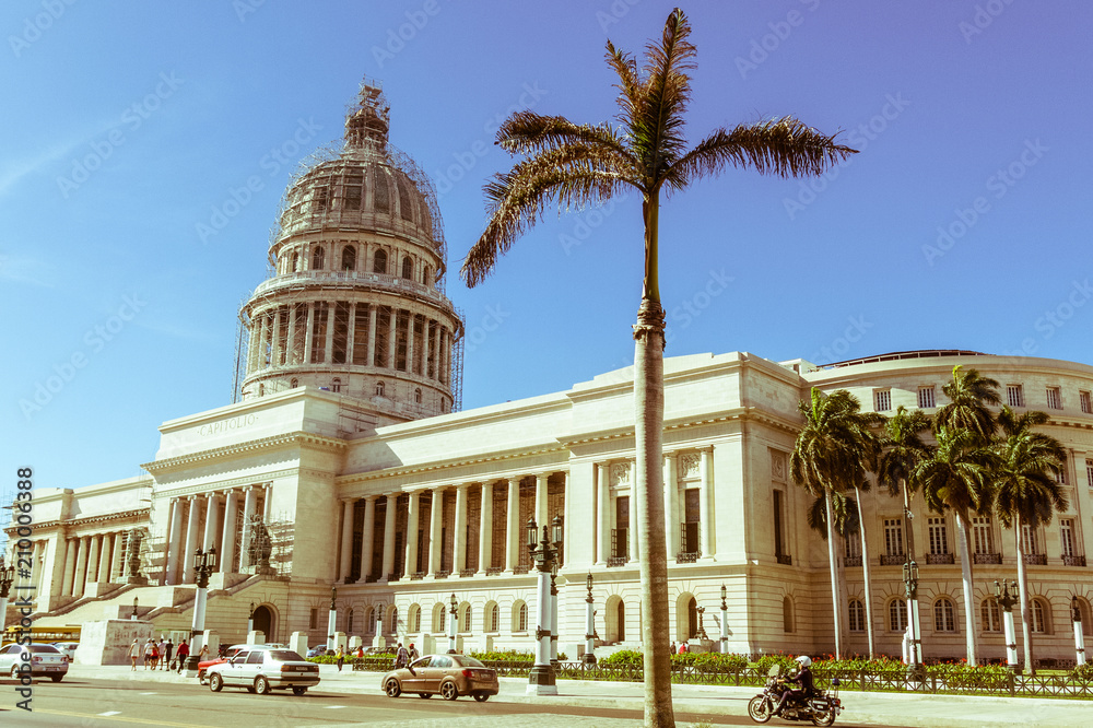 Famous National Capitol (Capitolio Nacional) building. The National ...