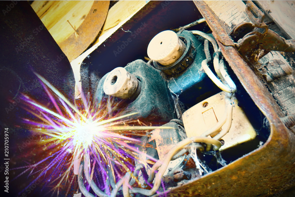 Electricity short circuit, Electrical failure resulting in electricity ...