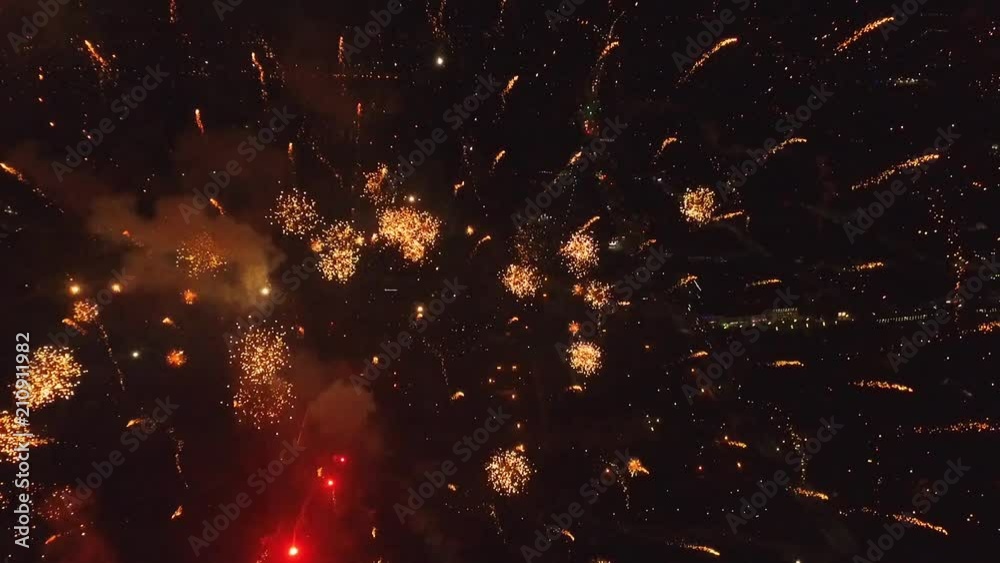 Vidéo Stock Bright firework explosion in the night sky. Fireworks ...