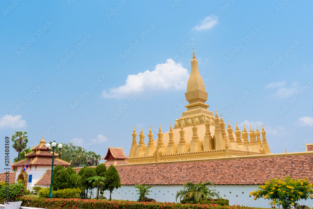 Poster Beautiful Architecture at Pha That Luang Temple in Vientiane ...