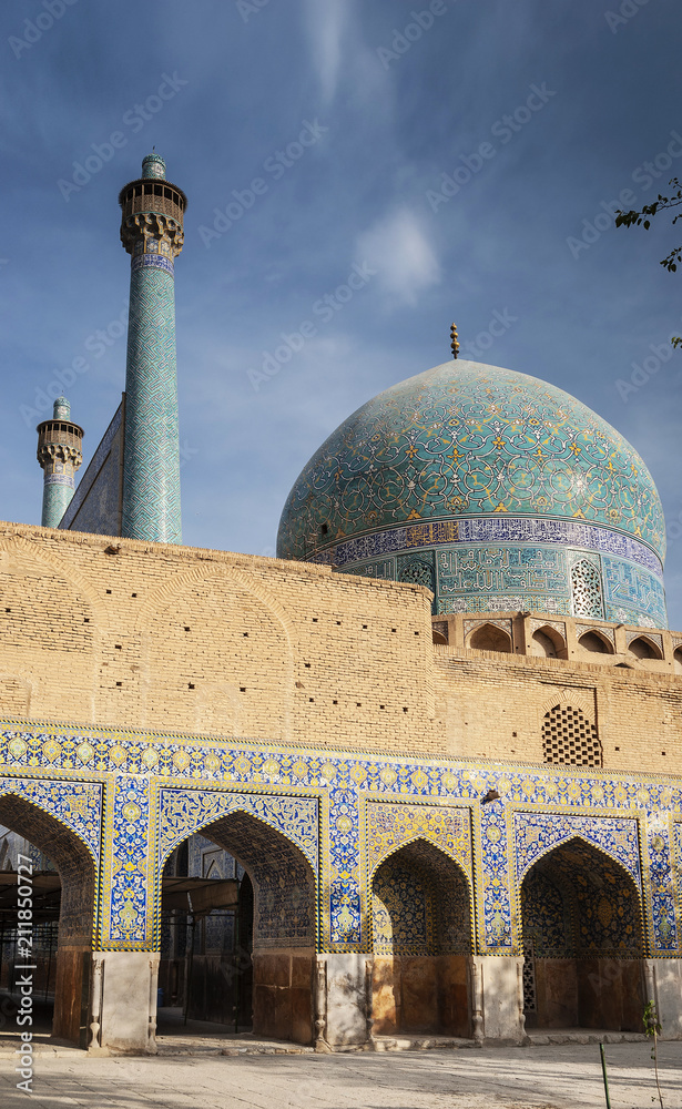 persian islamic architecture detail of imam mosque in esfahan isfahan ...