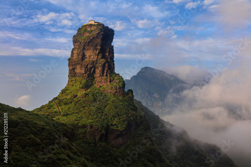 Fanjingshan, Mount Fanjing Nature Reserve - Sacred Mountain of Chinese ...