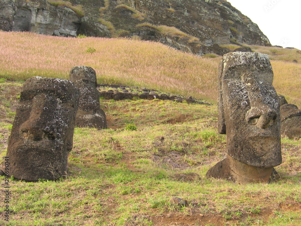 Moais de Isla Pascua, Rapa Nui, Chile. Patrimonio de la Humanidad Stock ...