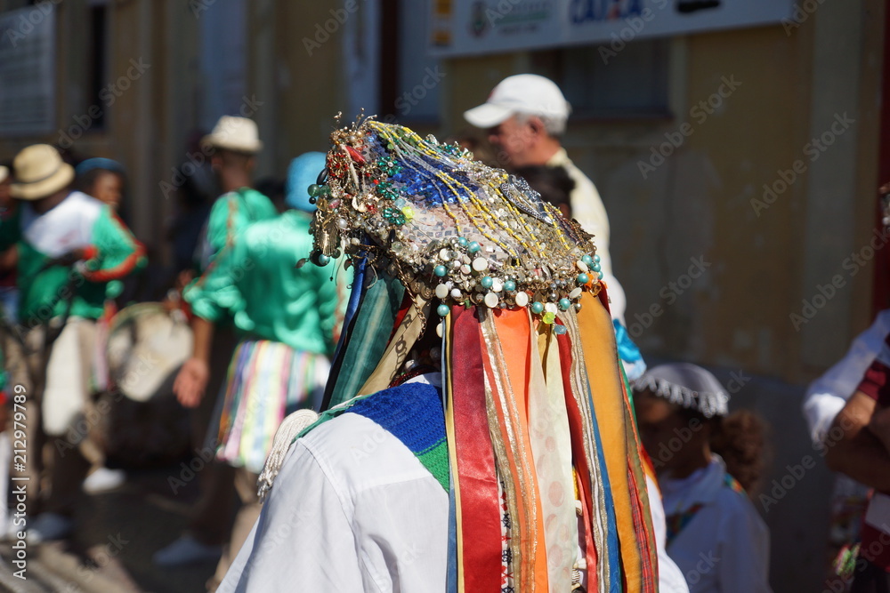conga festa festa de congado dancarino fotografado por tras Stock Photo ...
