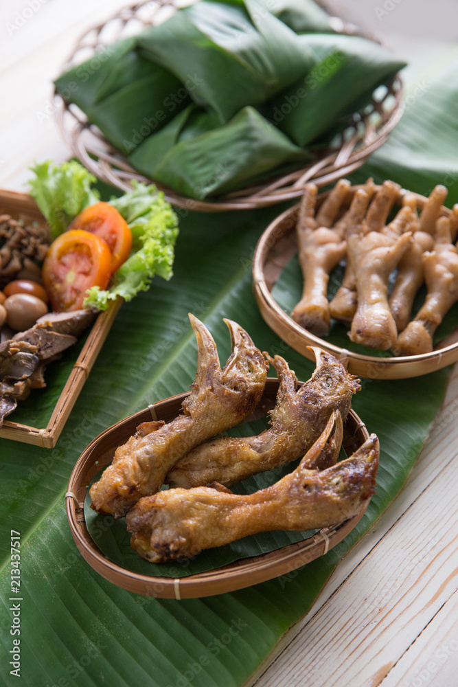 Chicken Cooked Heads