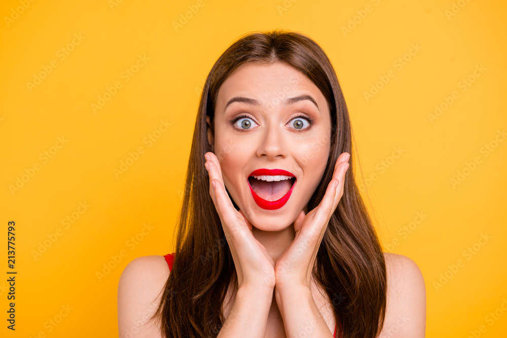 Wow omg! I It's unbelievable incredible! Close up photo portrait of ...