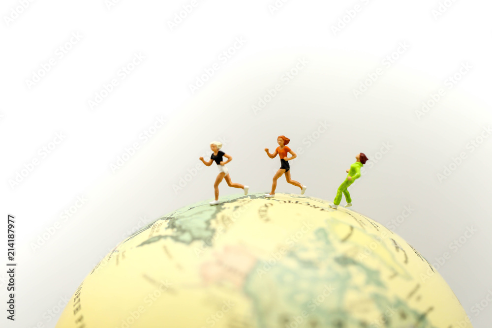 Miniature people : marathon runners with world map, jogging and running ...