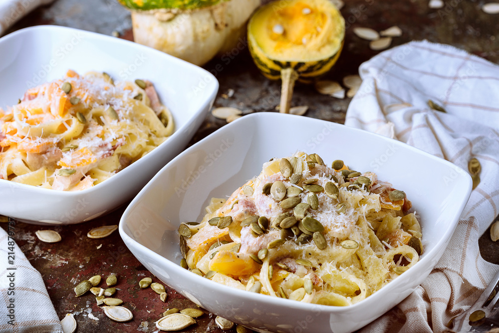 Pasta with carbonaria, spaghetti with hard parmesan and cheese-sauce ...