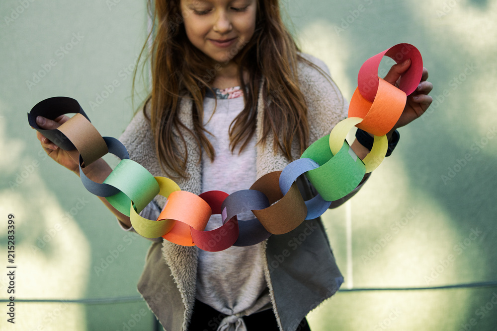 Sukkot: Family Makes Paper Chain Decorations To Hang From Schach Stock ...